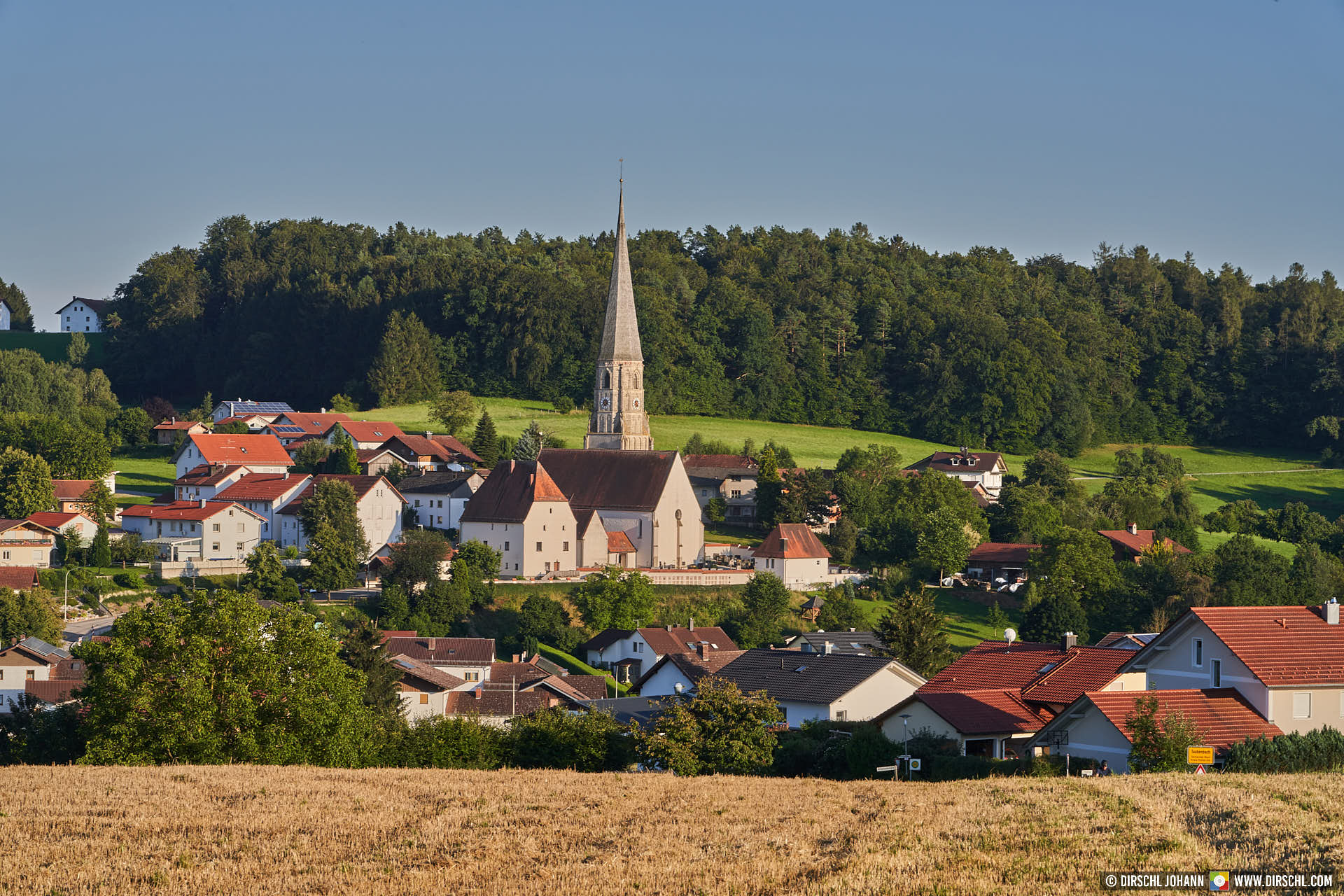 Reut, Rottal-Inn, Deutschland | Foto, Stock, DIRSCHL.com